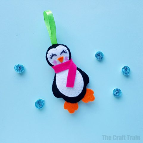 Penguin felt ornament - The Craft Train